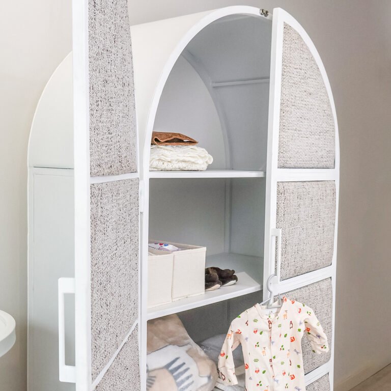 Cabinets – Studio Delta